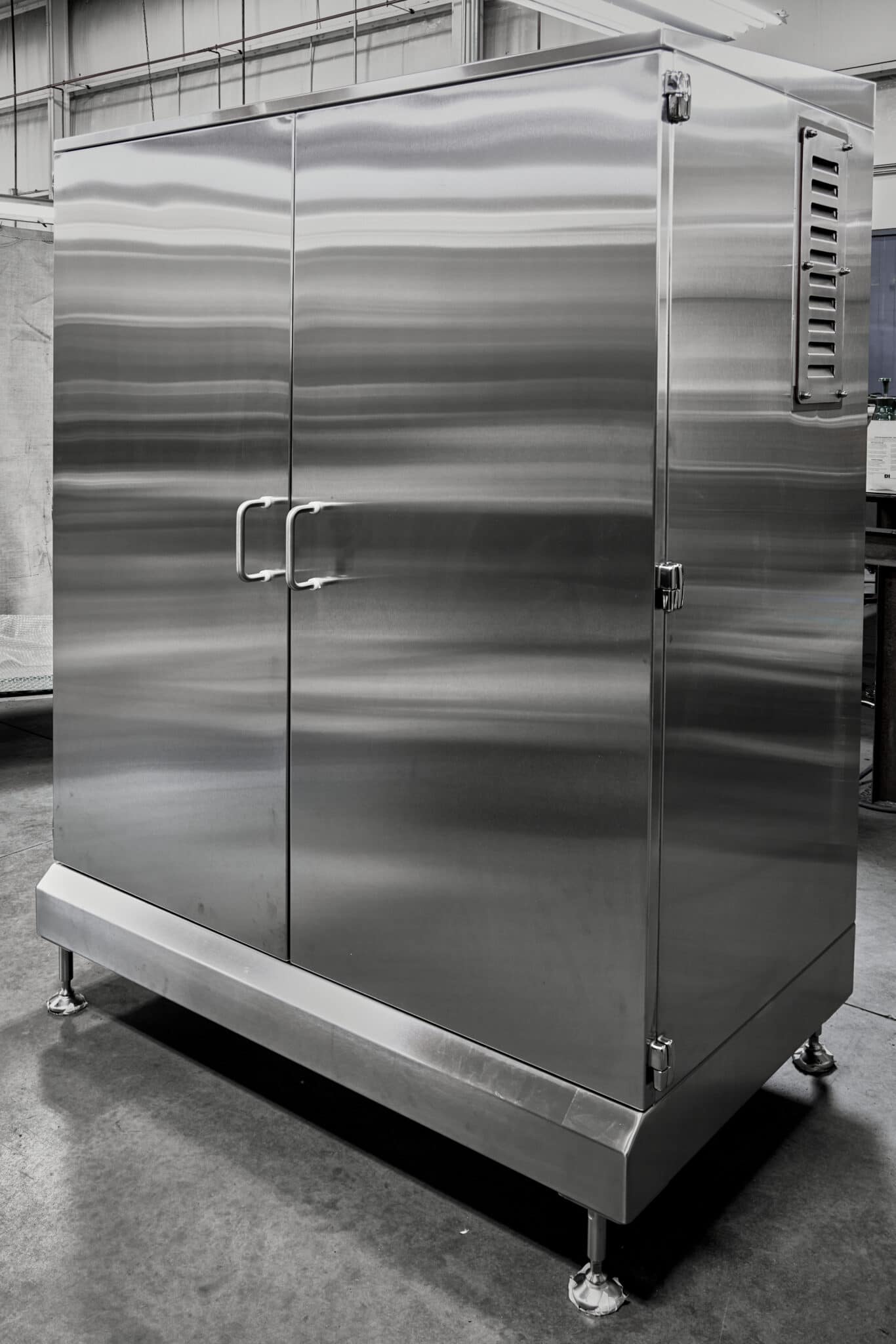 Cleanroom Storage Cabinets - Carolina Mechanical Services, Inc