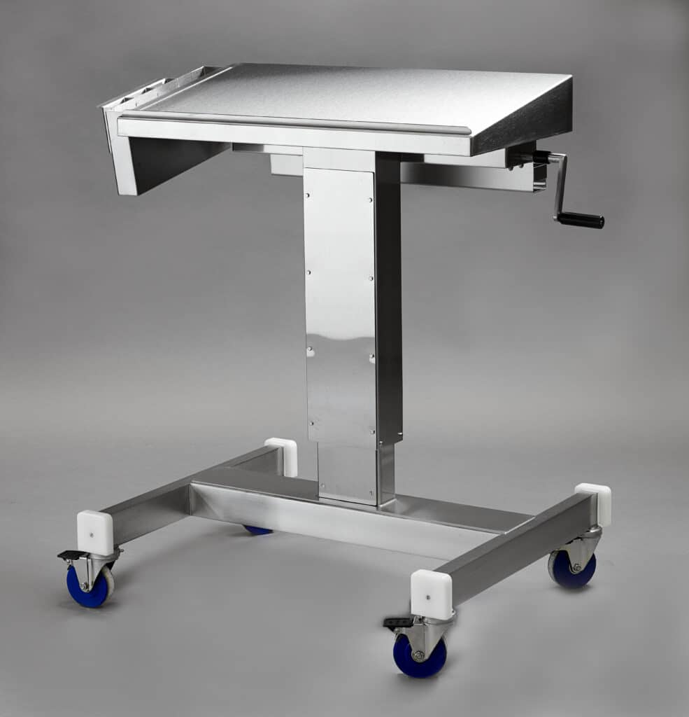 Ergonomic Cleanroom Workstations - Height Adjustable - Carolina ...